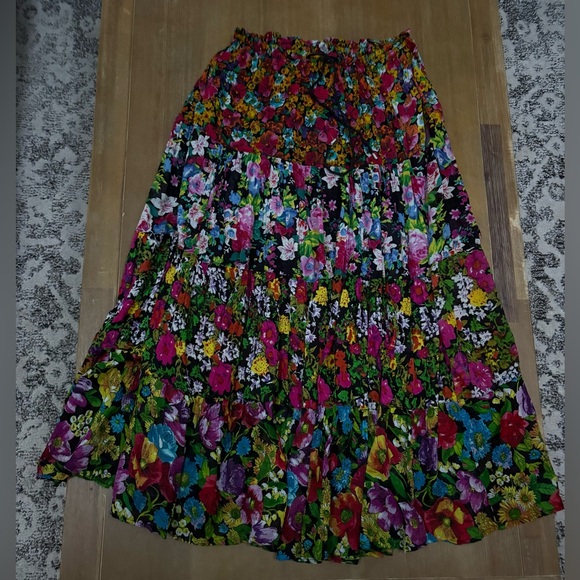 Speed Limit Mph | Skirts | Vibrant Floral Maxi Skirt | Poshmark